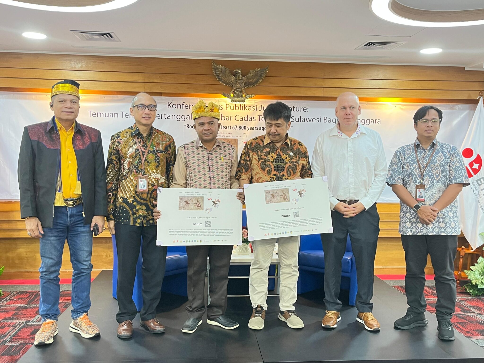 Tulisan Cap Tangan Di Liangkabori 67.800 Tahun Tertua Di Dunia, Lebih ...